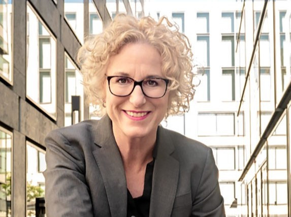 Karin Müller verlässt Telebasel in Richtung Zürich - Prime News