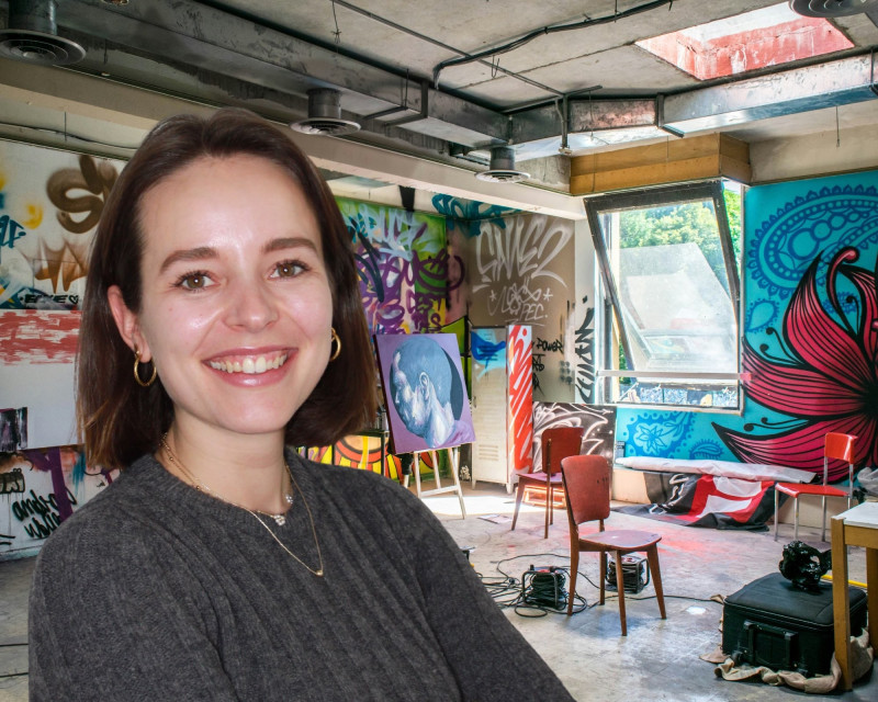 Lilly Manger will psychisch kranke Menschen mit Kunst heilen - Prime News