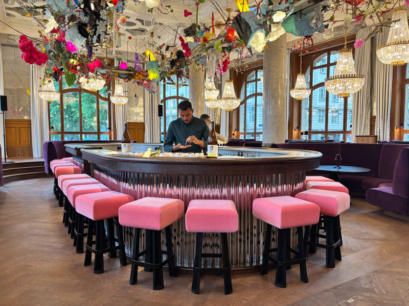 Nach Umbau: Das «Trois Rois» sucht neues Publikum - Prime News