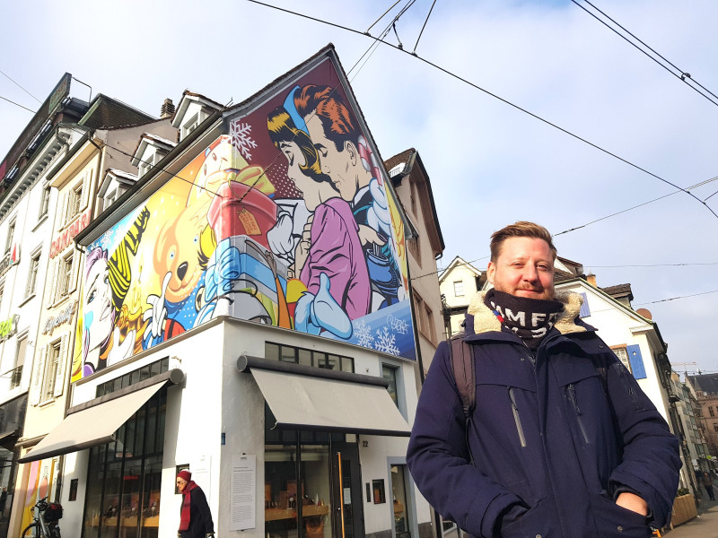 Ein «Street Art»-Künstler bringt Farbe in die Altstadt - Prime News