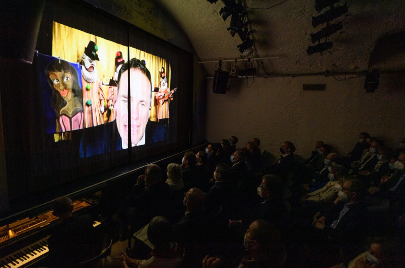 Arbeitgeber-Präsident Beat Hauenstein mit launiger Rede zum ...