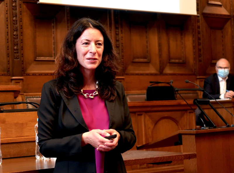 Kleines Minus wegen ESC: Soland legt Budget 2025 vor - Prime News