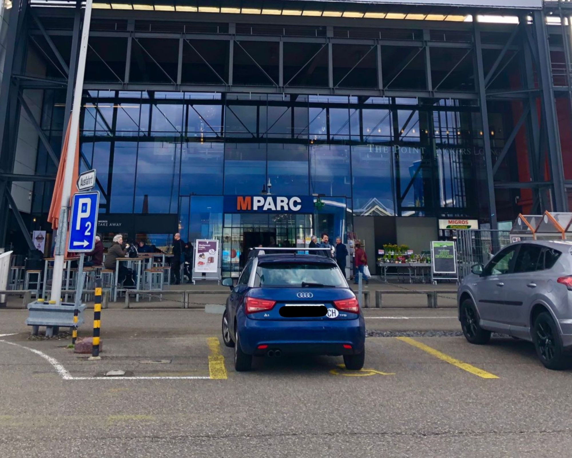 33-Jähriger setzte Fiat Punto beim MParc in Brand - Prime News
